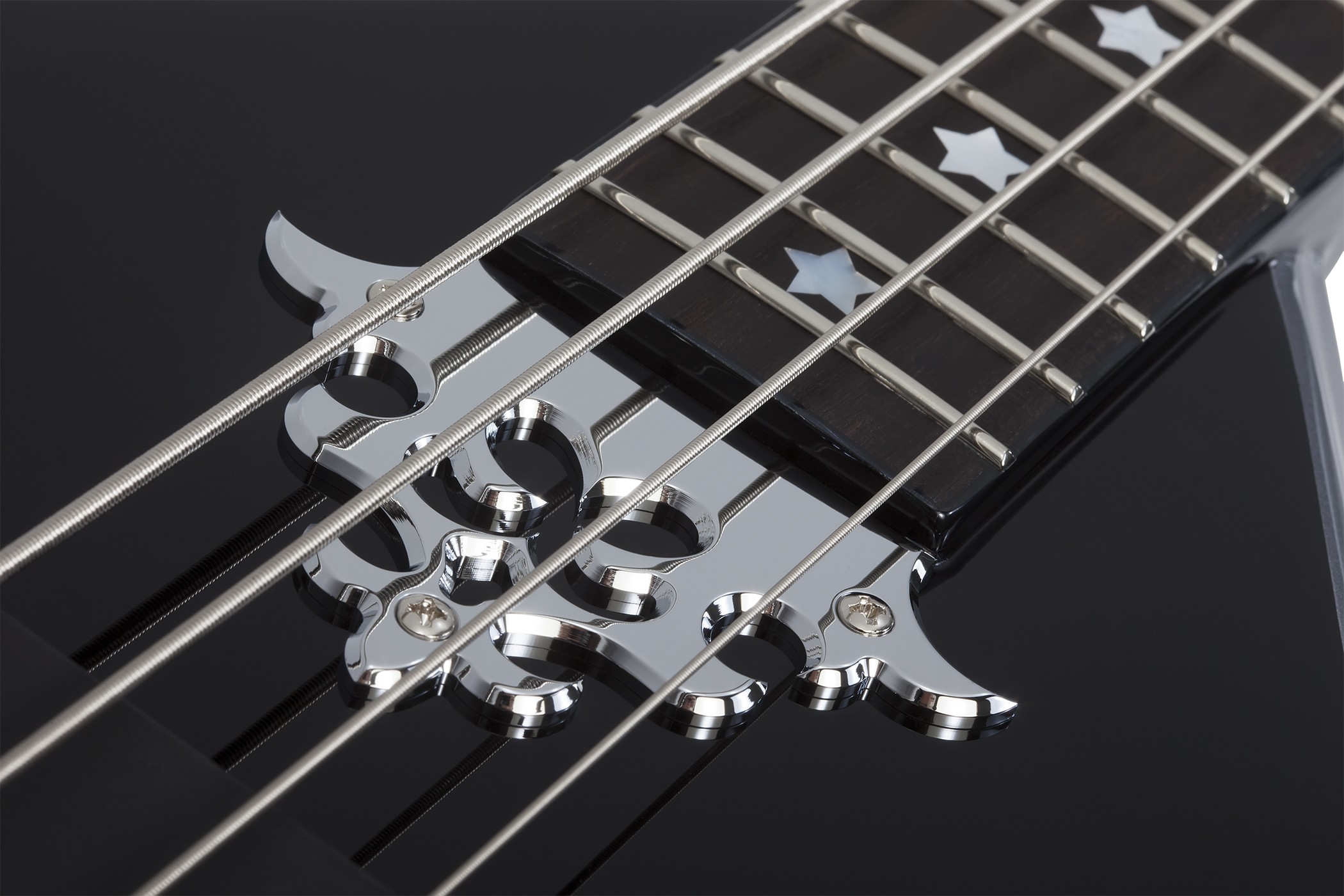 Sean Yseult Casket Bass